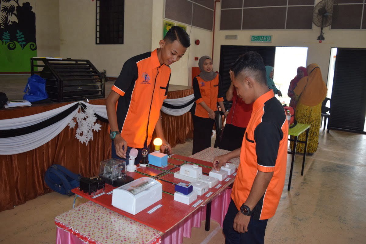 School Briefing SMK Khir Johari – Intra International College