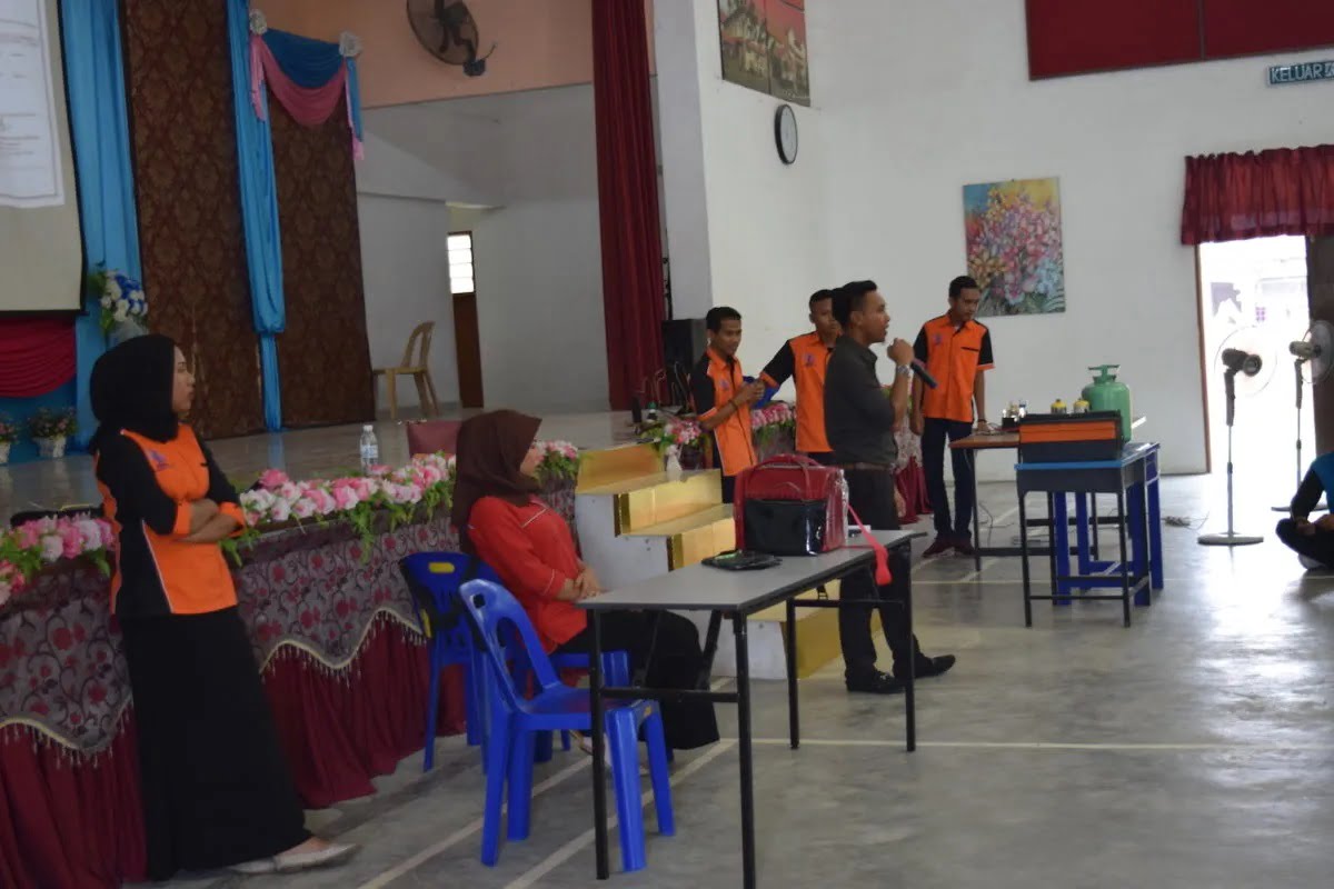 School Briefing SMK Putra Perdana – Intra International College